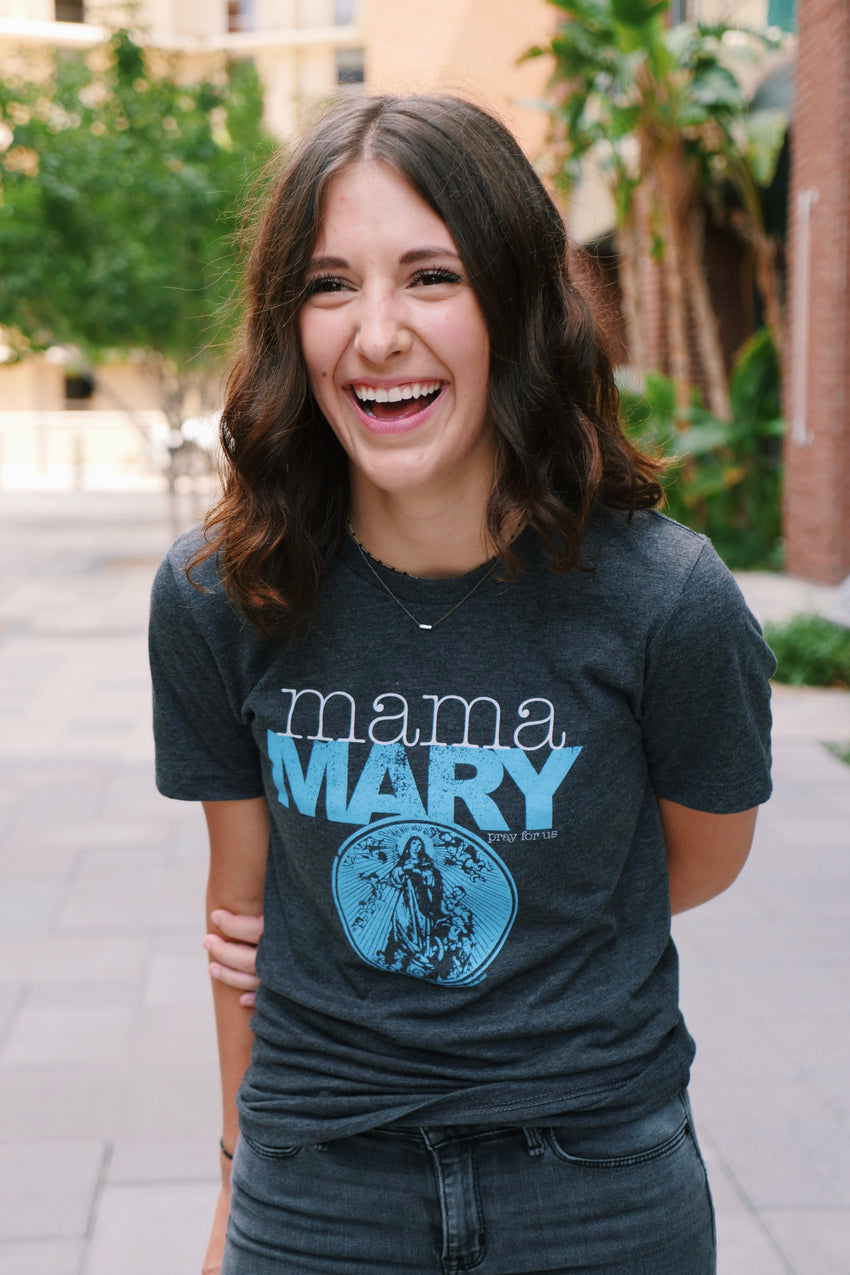 Mama Mary Premium Tee – Totally Catholic Tees